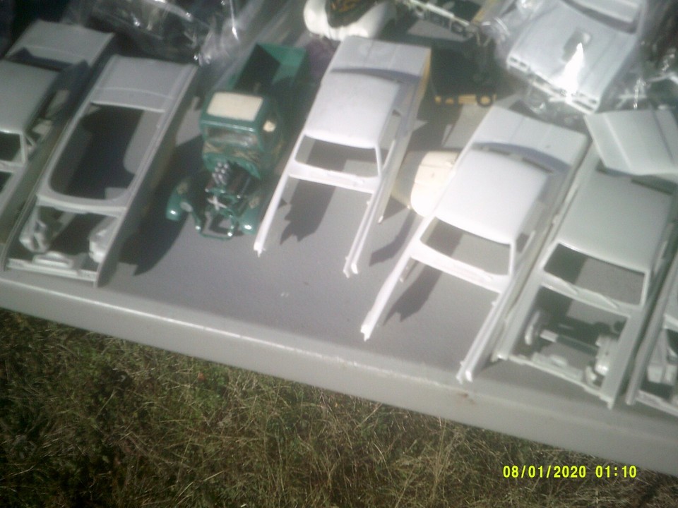 Model car junkyard lot 1/25 ford chevy mopar | eBay