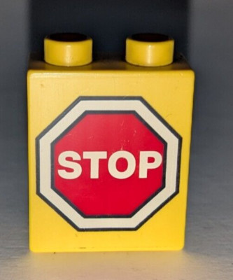 Lego Duplo YELLOW 1X2X2 RED & WHITE STOP SIGN PATTERN TOWN PIECE PART ...