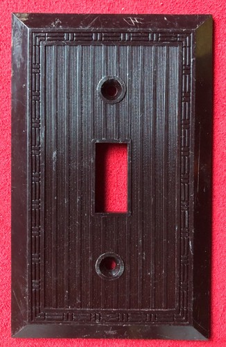 SCARCE VINTAGE ARTS & CRAFTS BASKETWEAVE BORDERED BAKELITE COVER PLATE ...