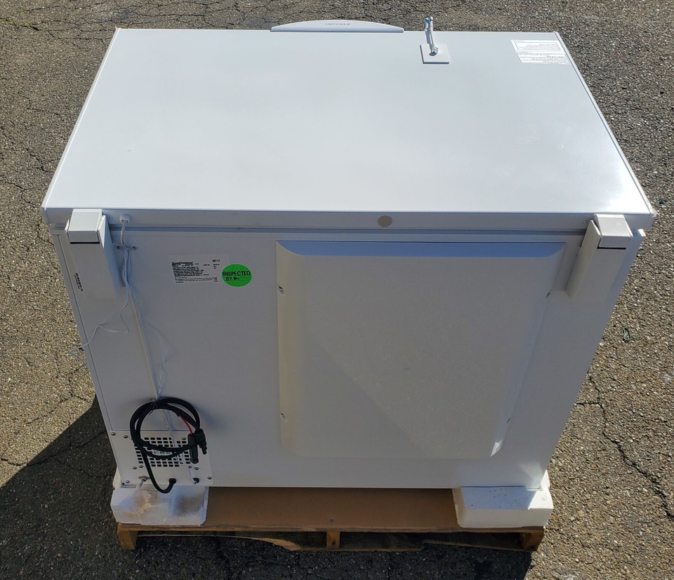 NEW SUNDANZER BFRV55 SOLAR POWERED 12V VACCINE REFRIGERATOR | eBay