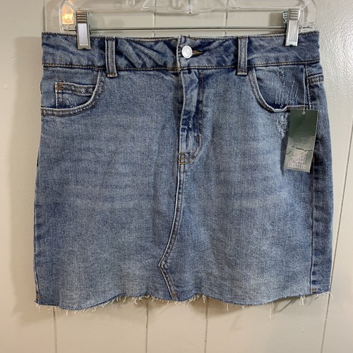 Wild Fable Blue Stretchy Raw Hem Asymmetrical Seam Short Denim Jean ...