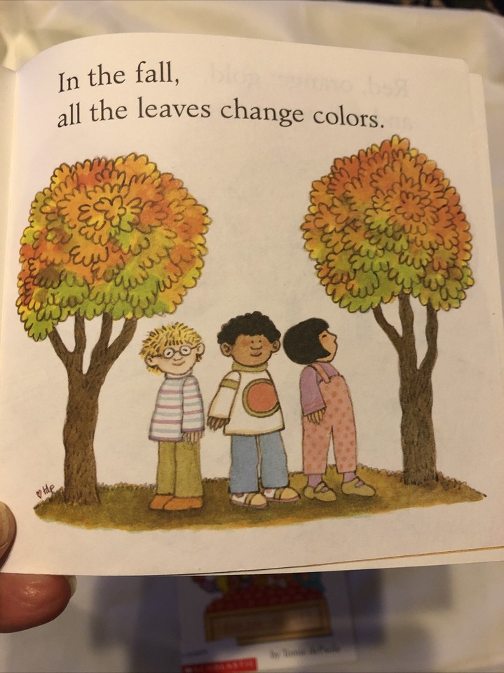 Scholastic MiniBooks Three Friends Book Series Fall Themes Easy To Read ...