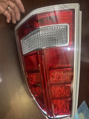 Tail Light Assembly Right Factory Light Fits 13-14 Chrysler 300 ...