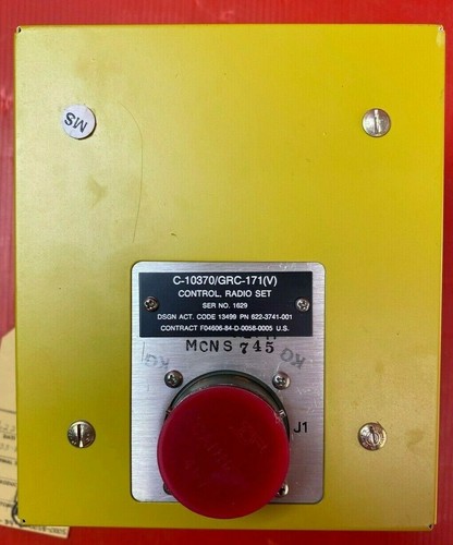 C-10370/GRC-171(V) CONTROL FOR RT-1272/GRC-171(V) UHF AM / FM AIRPORT ...