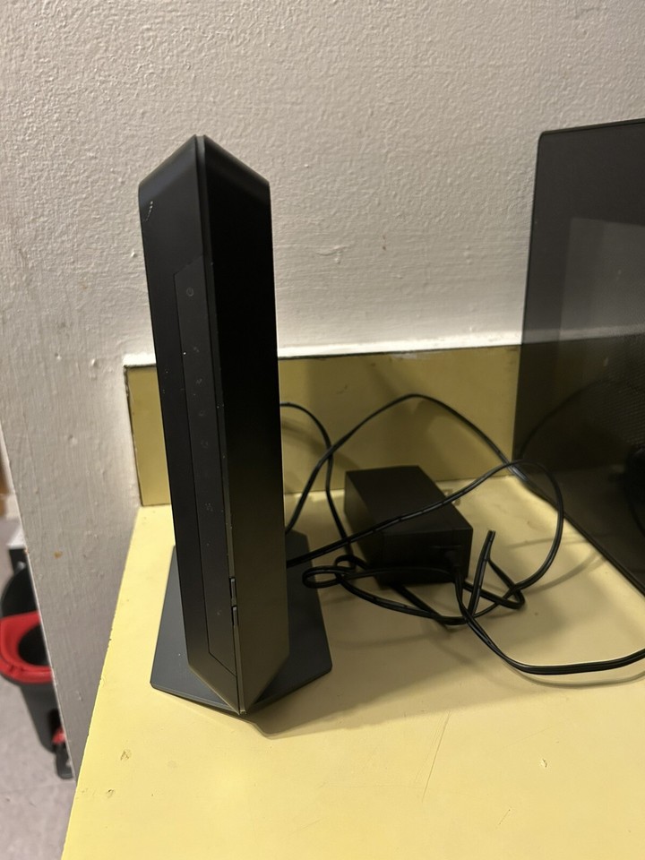 NETGEAR C7000-100NAR AC1900 WiFi Cable Modem Router Combo 748926500432 ...