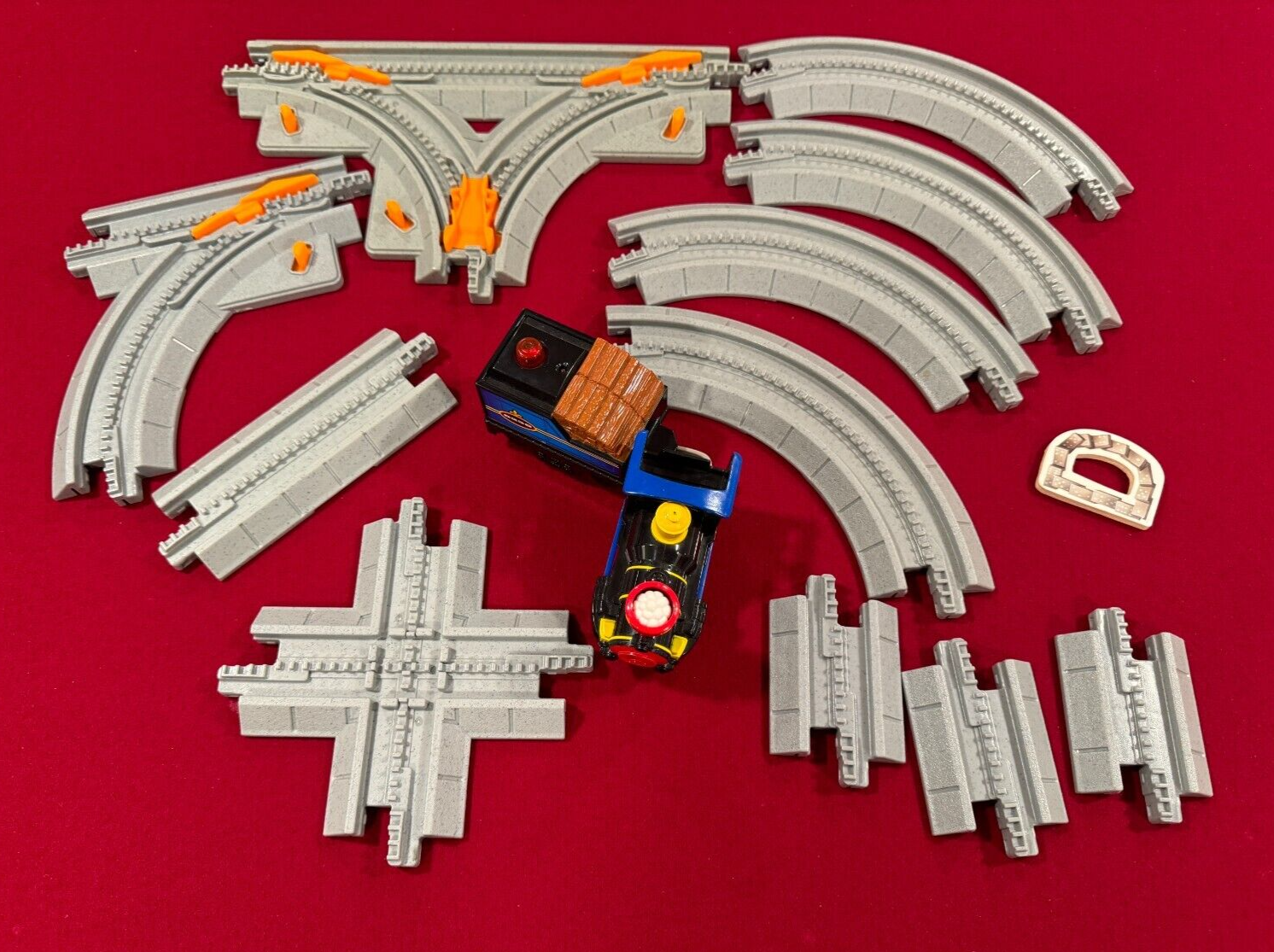 Fisher Price Geo Trax Train Set Parts and Locomotive FOR PARTS READ | eBay