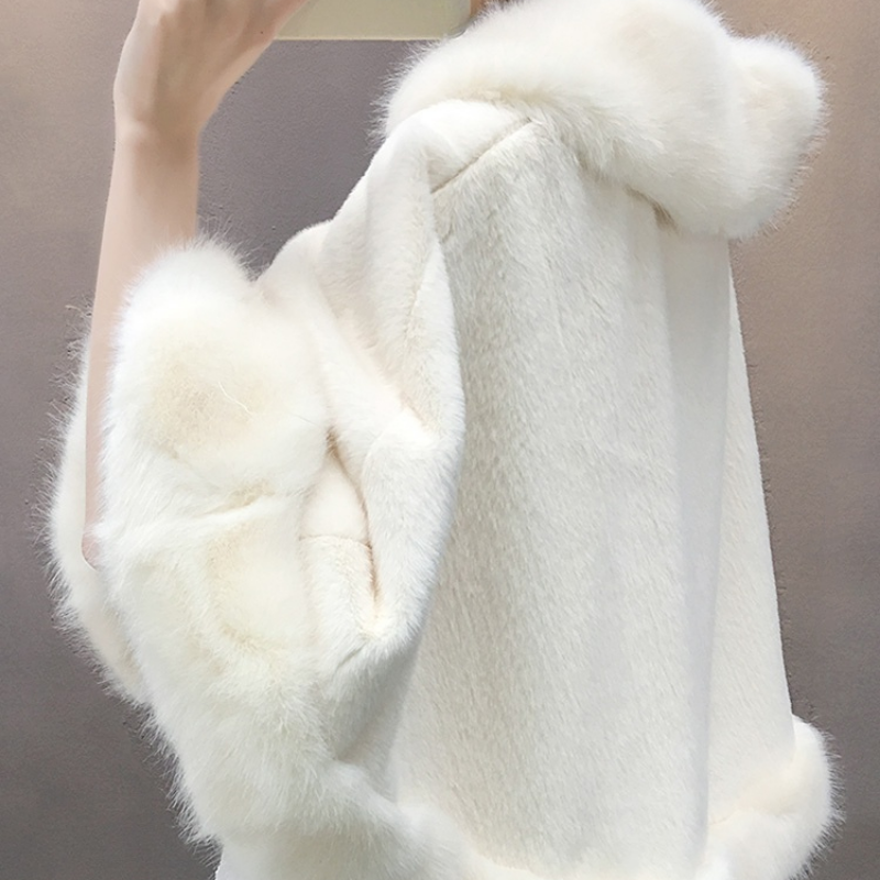 Women Faux Fur Cape Cloak Rhinestone Buckle Fluffy Winter Wedding Bride ...