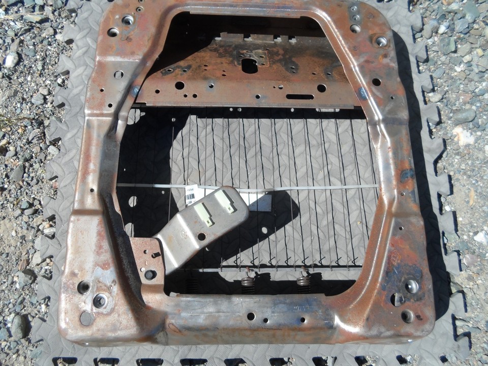 99 00 02 03 04 05 06 07 Ford F250 F350 Seat Base Frame Driver LH 1999 ...