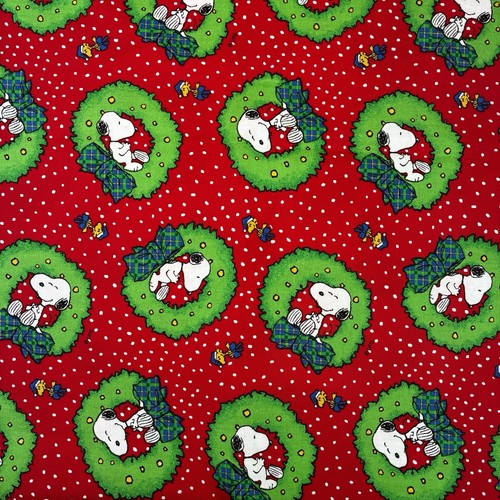 Peanuts Snoopy Christmas Fabric Woodstock Wreath Quilting Crafts ...