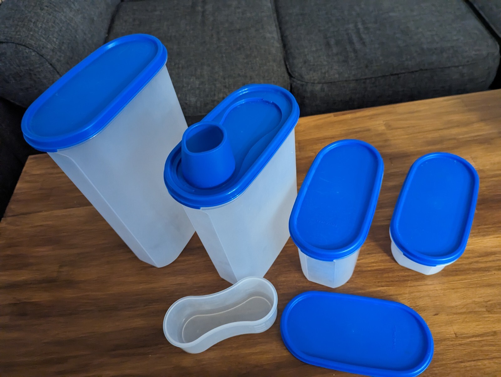Tupperware Modular Mates Oval 4) Containers Szs 5) Blue Tops incl ...