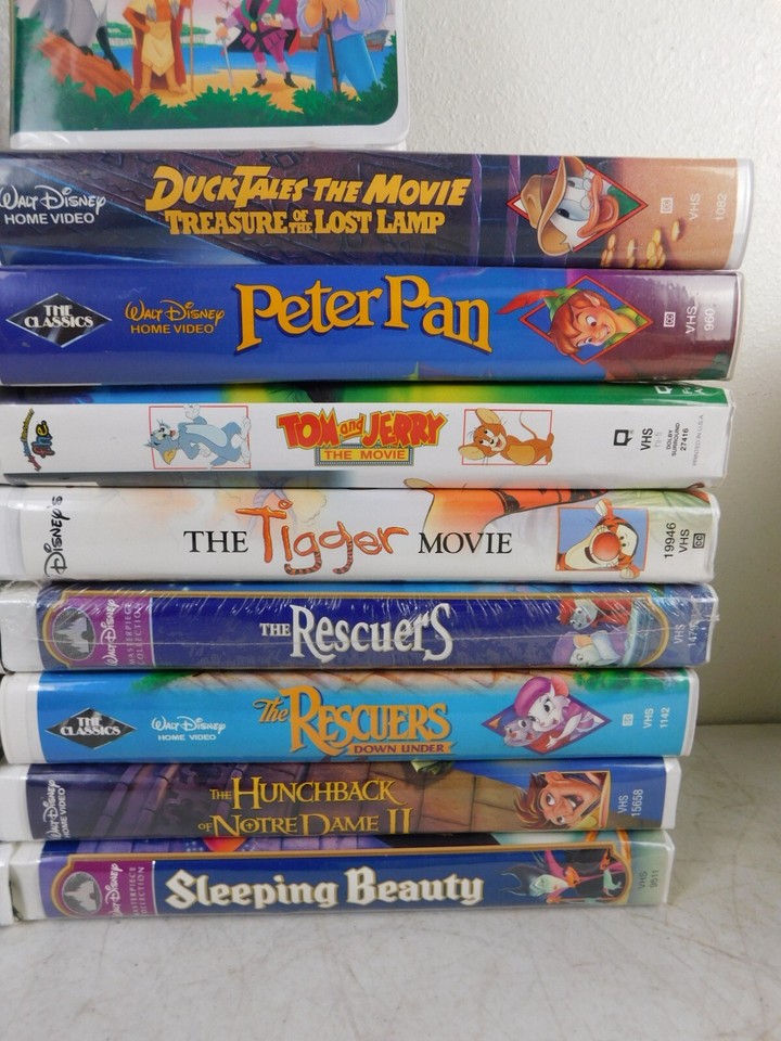28 Disney Animated VHS Tapes Movies Shell Cases 5 Sealed Mermaid ...
