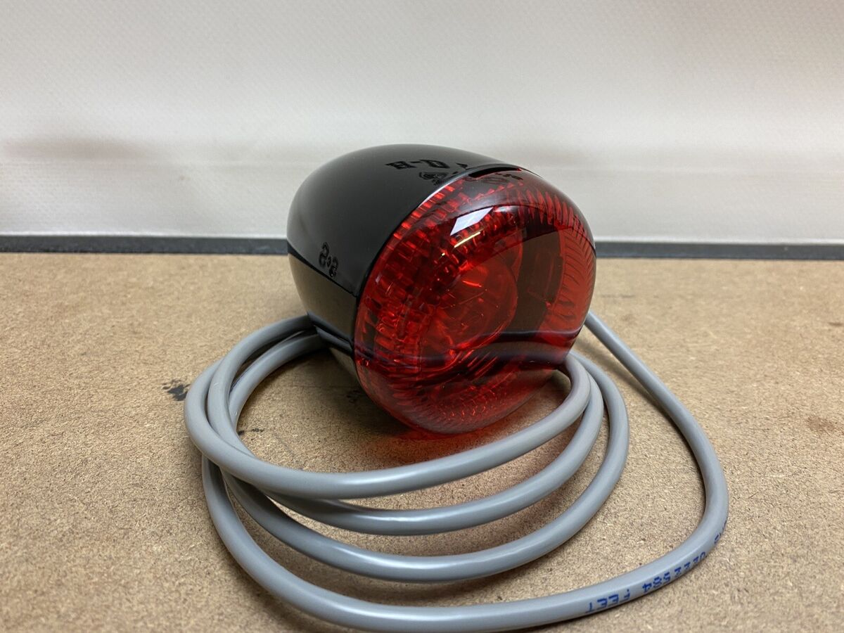 Genuine Harley-Davidson Softail Rear Indicator TURN SIGNAL Genuine Harley-Davidson Softail Rear Indicator TURN SIGNAL