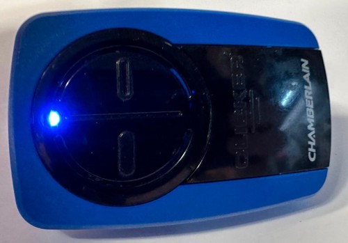 Chamberlain Clicker KLIK3U Universal Garage Opener Remote Blue + New ...