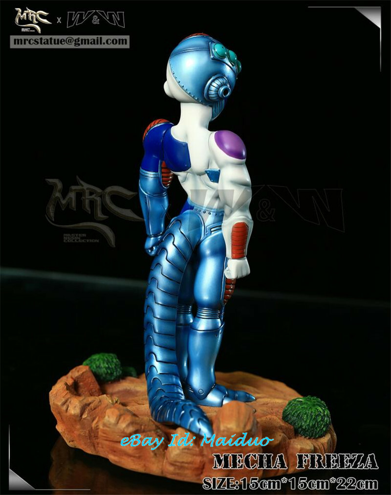 Mecha Frieza Figure
