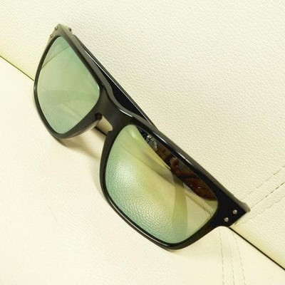 Oakley Holbrook 9244-07 Sunglasses Matte Black Frame Emerald Lens | eBay