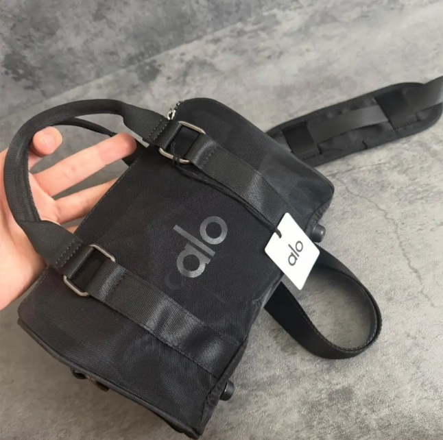 Alo Yoga Mini Sheer Black Duffle Bag Mesh Tote Lightweight Gym Travel ...
