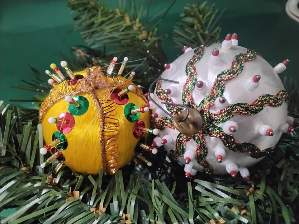2 Vintage Satin Thread Hand-Beaded/Sequined Push Pin Christmas Tree ...