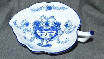 Artistic Seito Japan Flower Bowl Candy Dish Handle Blue/White Girl Dove ...