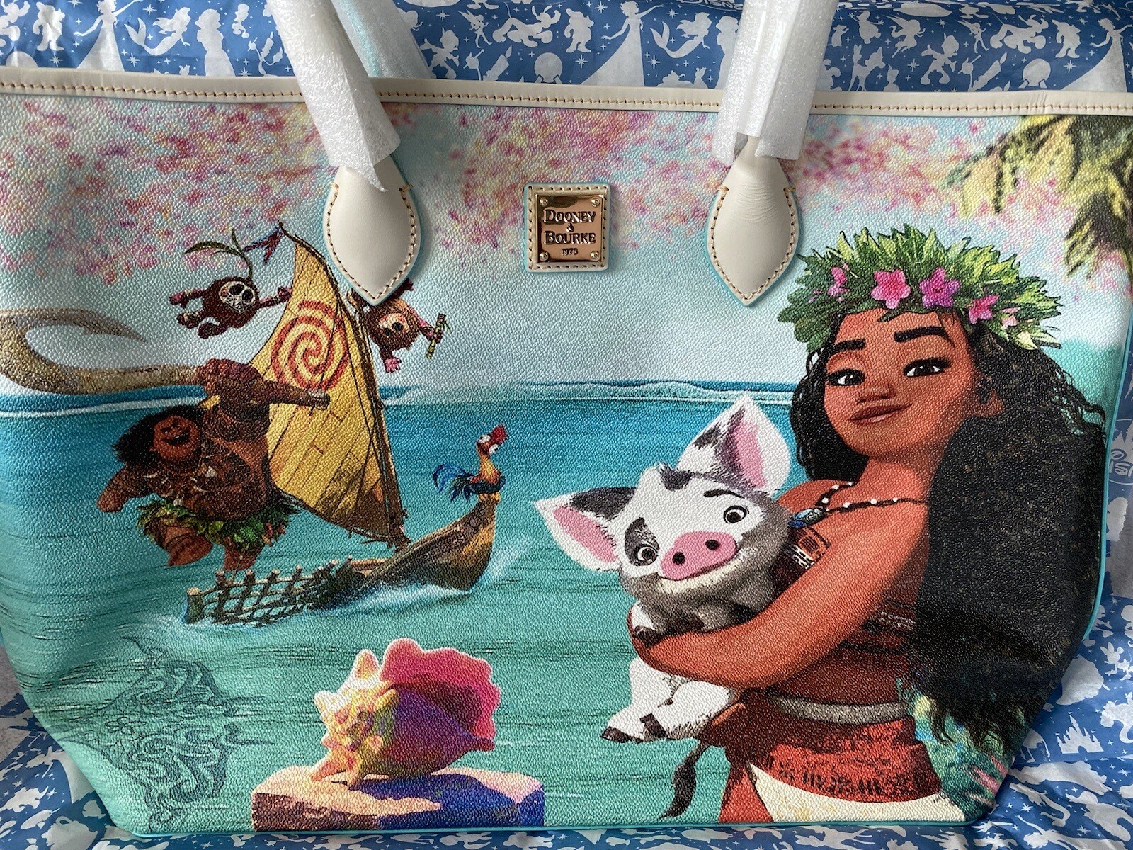 2021 Disney Parks Dooney & Bourke Moana Pua Maui Tote Purse Bag In Hand ...