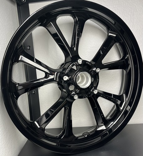 HONDA 2018 -25 GL1800 GOLDWING FRONT BLACK WHEEL 44650-MKC-A10 OEM ...