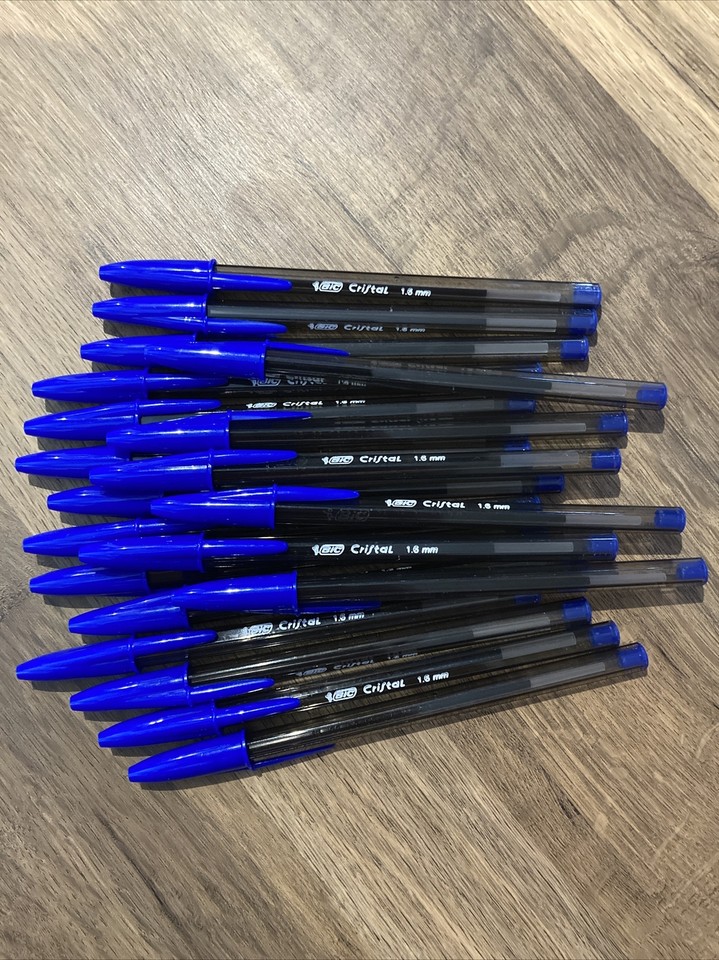 Bic Cristal 1.6mm Bold Blue Ballpoint Pens ( PKT 20 )BIC LARGE RANGE ...