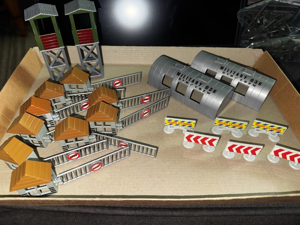 Plastic Wargaming Terrain Guard Gates Quonset Huts Barracks Towers | eBay