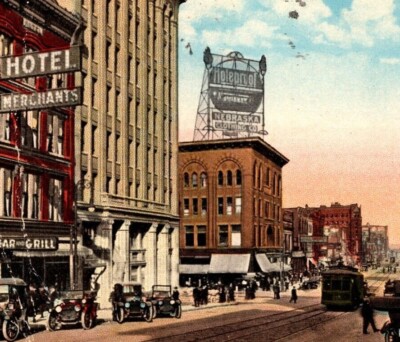 Farnum Street East from 16th Omaha Nebraska HOLEPROOF SIGN 1916 ...