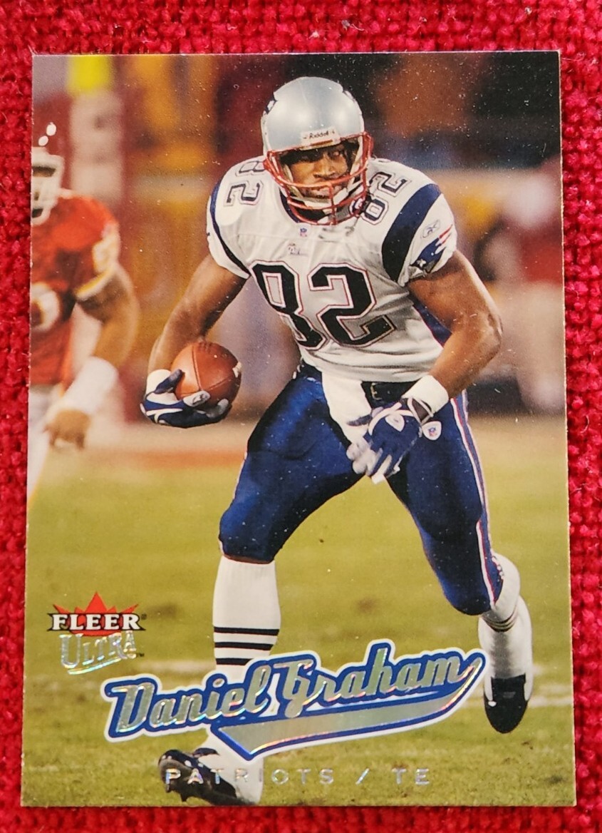 2005 Fleer Ultra #191 Daniel Graham - New England Patriots | eBay