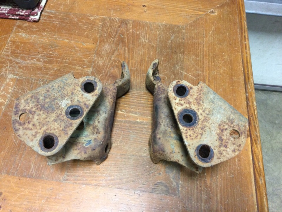 84-87 Chevrolet GMC CUCV Front Bumper Bracket Mount Support M1008 M1009 ...