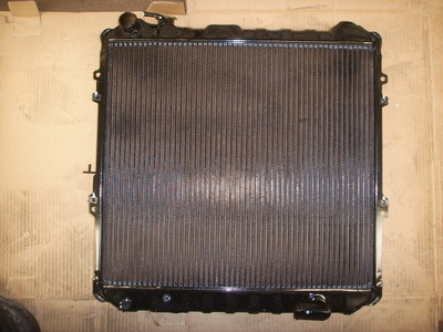 Radiator For Hilux 1988-1997 LN106 LN107 LN111 2.8L Diesel 3 Row H/D ...