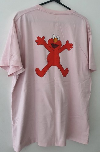 SS18 Uniqlo x Kaws x Sesame Street Elmo pink Tee size XL T-shirt | eBay ...