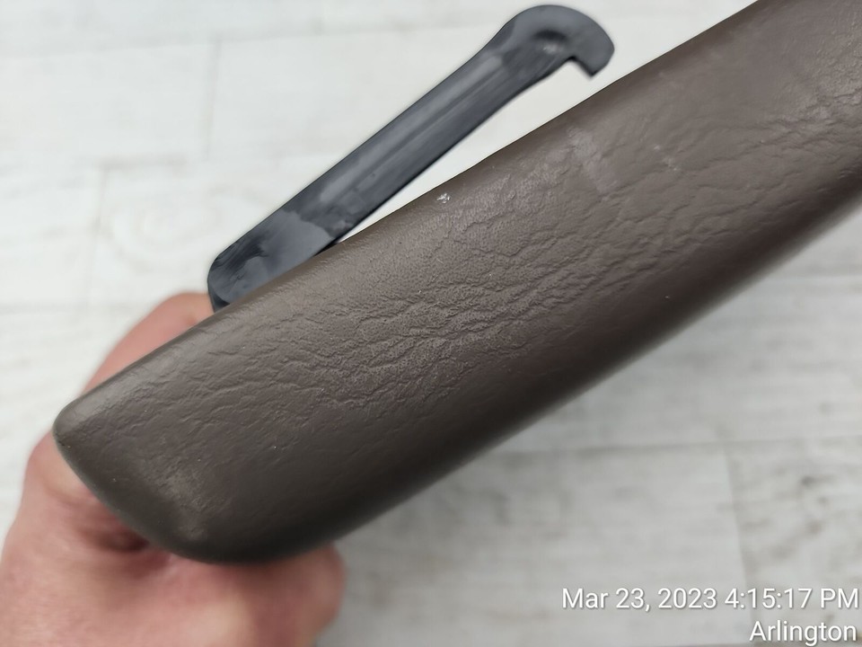 1989-1995 TOYOTA 4RUNNER PICKUP CENTER CONSOLE ARMREST BROWN 58952 ...