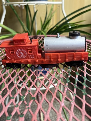 D4 (HO) GREAT NORTHERN RAILWAY TANK CAR TRACK CLEANER | eBay