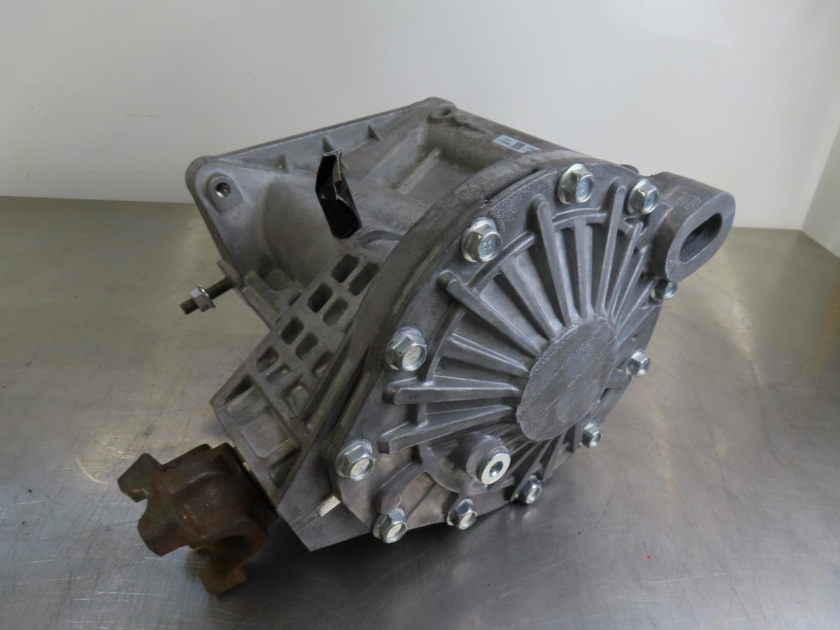 Polaris Slingshot Engine Motor Right Angle Gearcase Case Box Polaris Slingshot Engine Motor Right Angle Gearcase Case Box