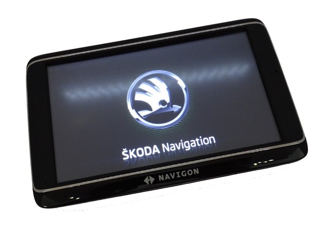 Genuine VW up Garmin Portable System Live GPS SAT NAV Navigation ...