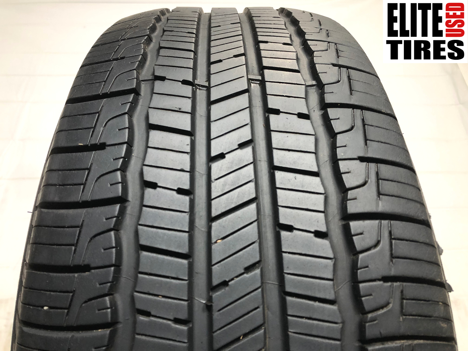 [1] Goodyear Reliant All-Season P235/55R18 235 55 18 Tire 7.75-8.5/32 ...