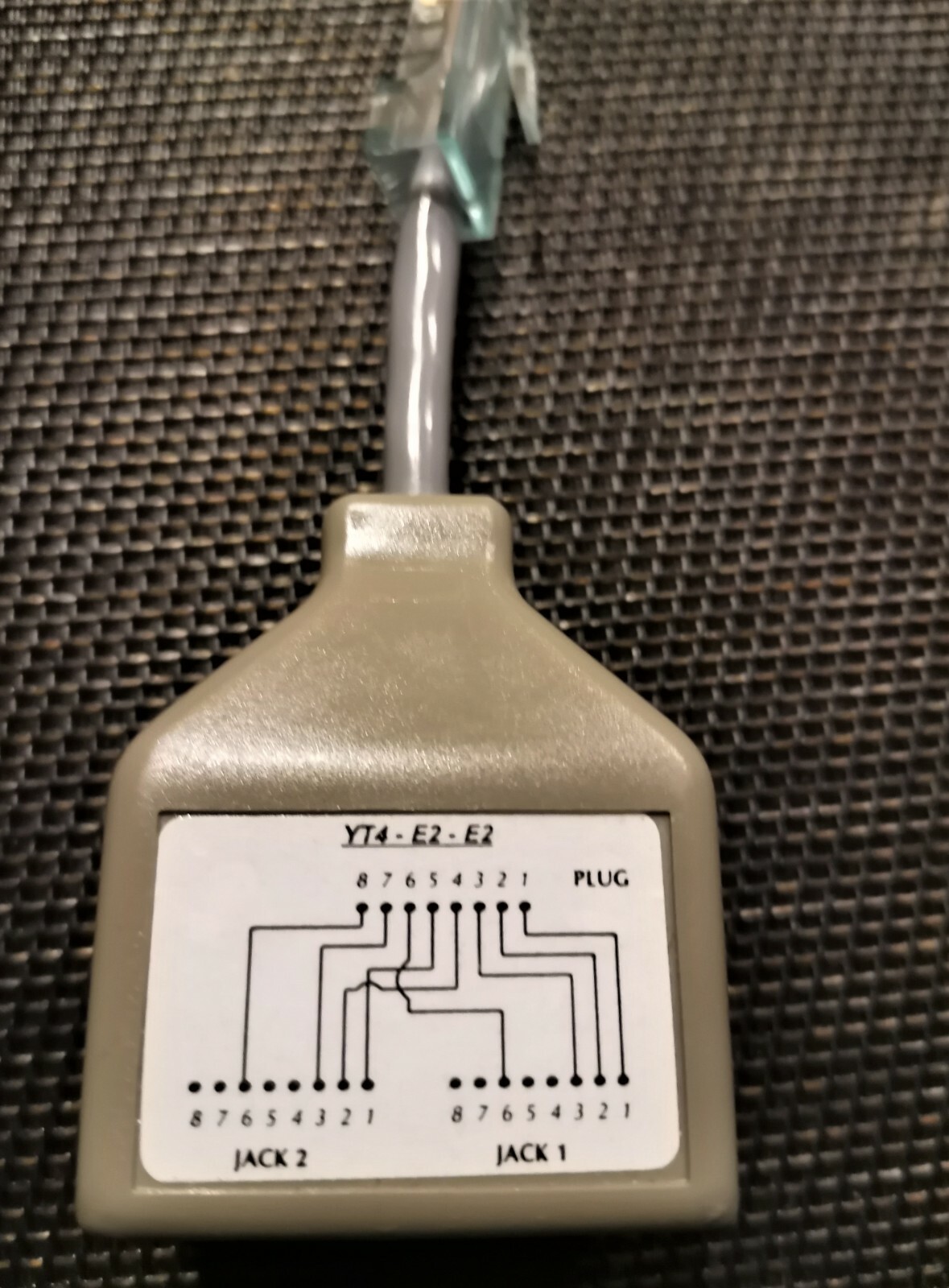 Siemon YT4-E2-E2 | Modular Y Adapter, 4-Pair T568A/B 10BASE-T Splitter ...