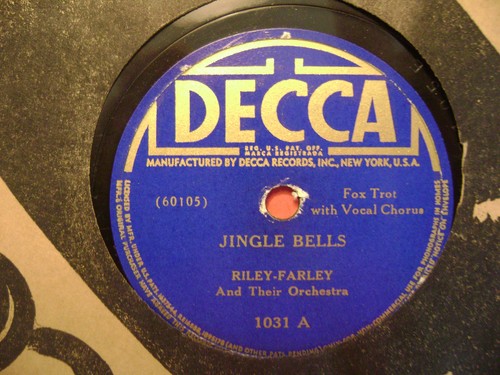 DECCA 78 RECORD 1031/ RILEY FARLEY/ SANTA CLAUS IS COMIN' TO TOWN ...