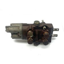AM879557 - DISTRIBUTOR fits JOHN DEERE | Price: $490.95 to $626.20