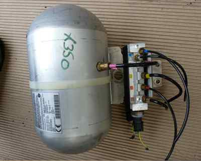 JAGUAR XJ X350 AIR SUSPENSION TANK WITH VALVE BLOCK 2W93-5B696-AF 2002 ...