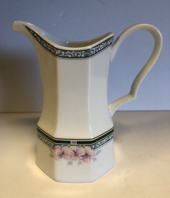 Christopher Stuart Wellesley Fine China Y0022 Creamer Floral | eBay