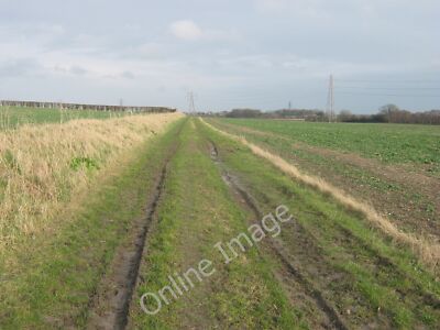Photo 12x8 Footpath to Sandwich A farm track leads from Foxborough Hill ...