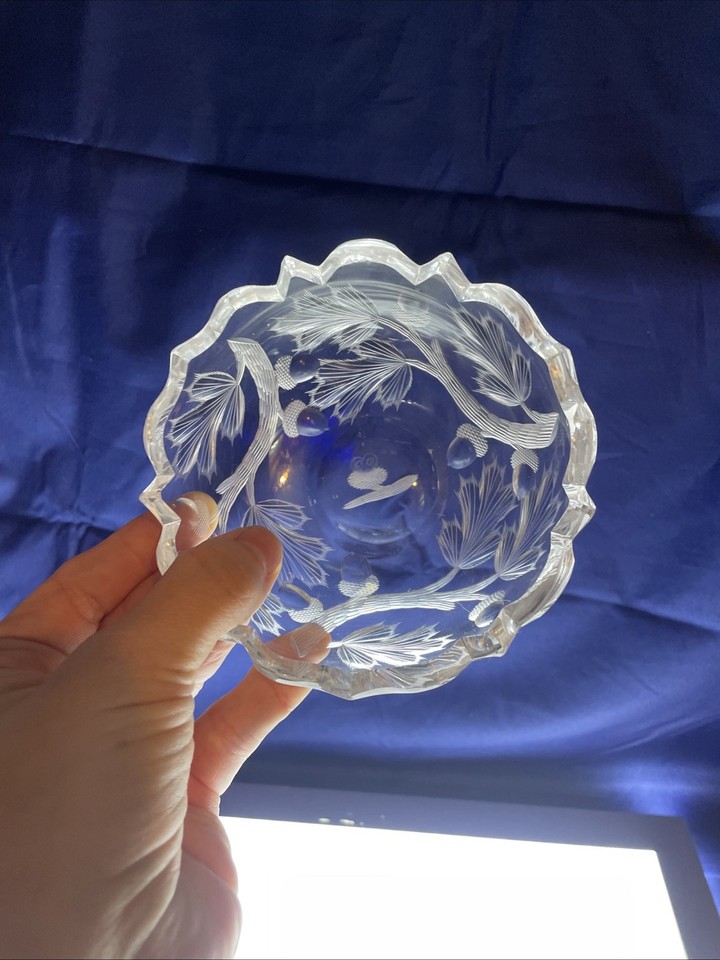 Brilliant Cut Glass Berry Bowl Acorns Leaves Gundy Clapperton ABP ...