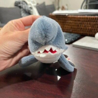 TY Beanie Baby Crunch the Shark Plush Toy DOB 1 - 13 - 96 with Tags PVC ...