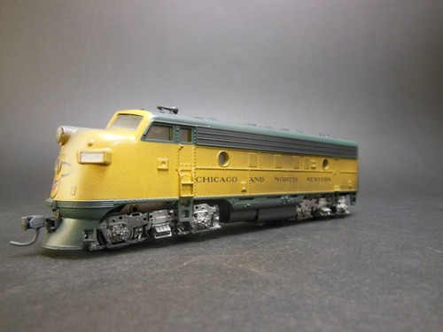 HO SCALE ATHEARN CHICAGO AND NORTH WESTERN F7A LOCOMOTIVE WEATHERED | eBay