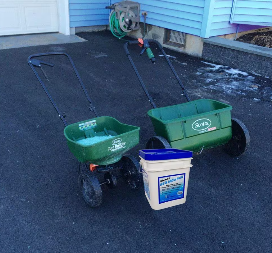 30 lb Ice Snow Melt Rock Salt Deicer Pail for Parking Lot Sidewalk, Kid ...