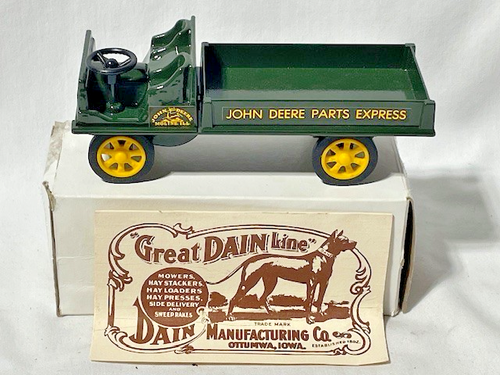 Scale Models John Deere Parts Express Great Dain Line, Green | eBay