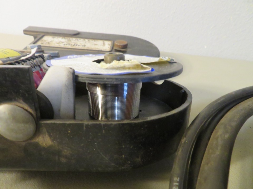 Miller Spoolmatic 1 - 100% Duty Cycle 200 Amps For Parts or Repair ...