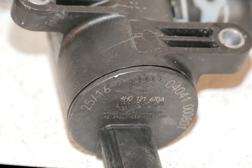 2011-2018 AUDI A8 QUATTRO HVAC HEATER SOLENOID CONTROL VALVE 4H0121670A ...