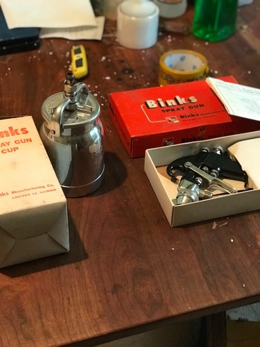 BINKS- MODEL 18 Pressure Paint spray gun AND CUP | eBay